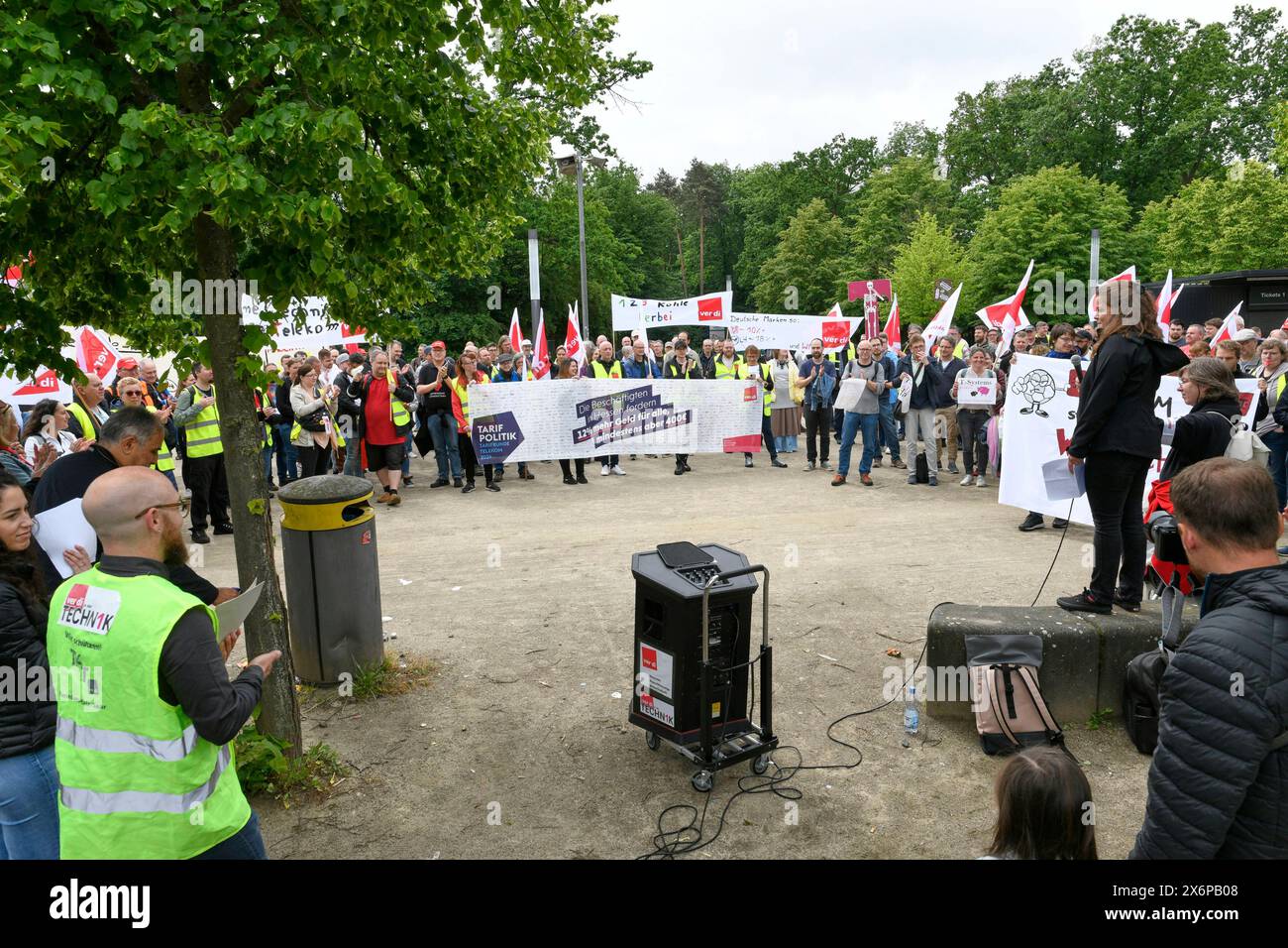 16.05.2024 Deutsche Telekom Tarifrunde mit Demonstrationen Kundgebungen Warnstreiks vor Euro ...