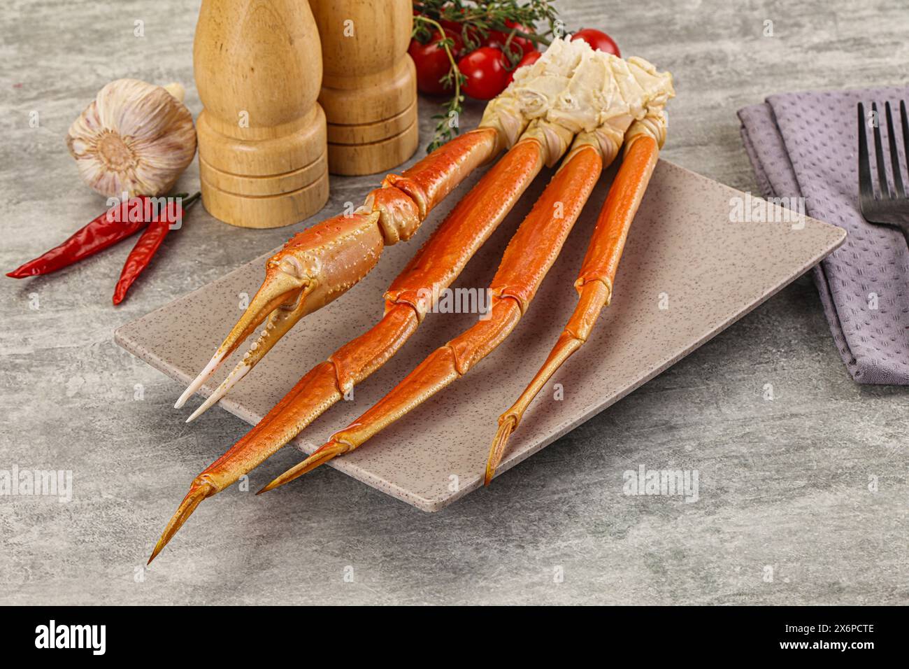 Delicous luxury boiled crab claw legs Stock Photo - Alamy