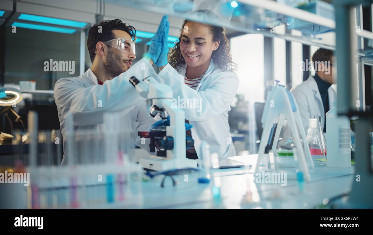 Five diverse people using hi-res stock photography and images - Alamy