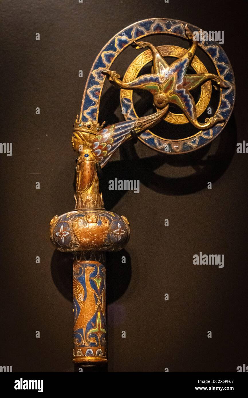 Bishops staff hi-res stock photography and images - Alamy