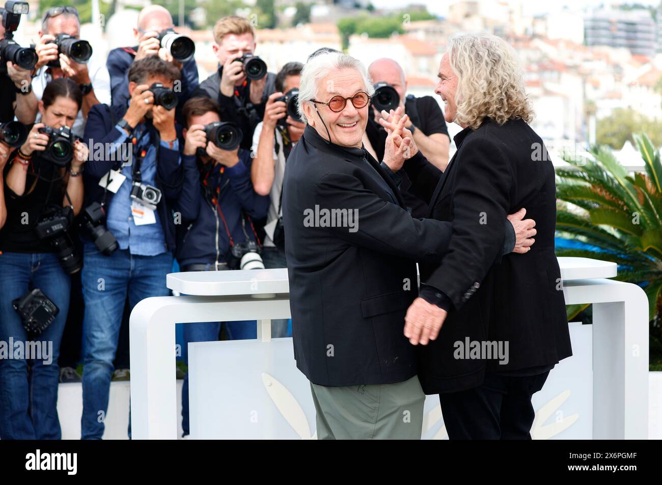 George Miller und Doug Mitchell beim Photocall zum Kinofilm 'Furiosa: A ...