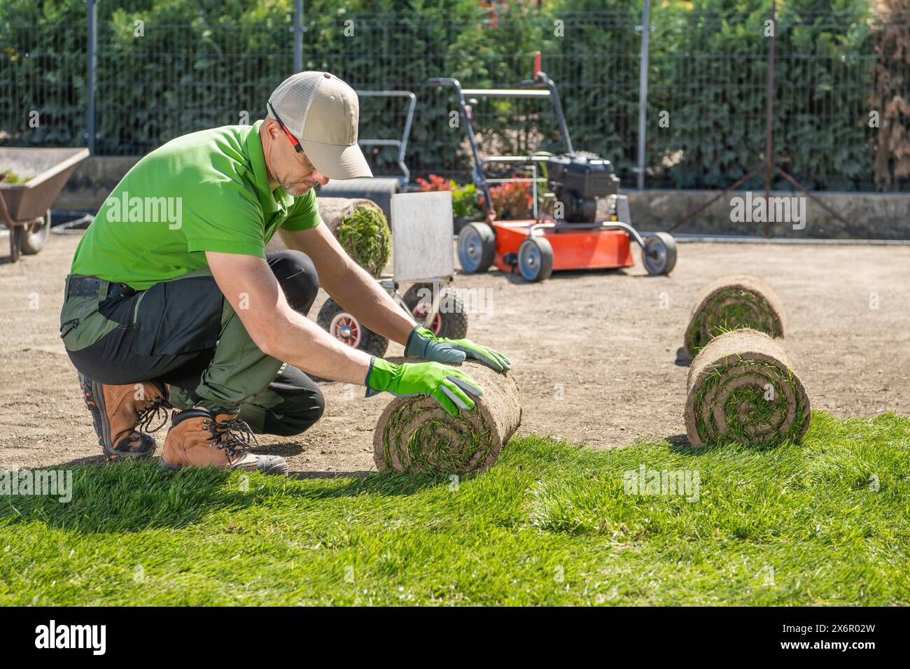 Landscaping activity hi-res stock photography and images - Alamy