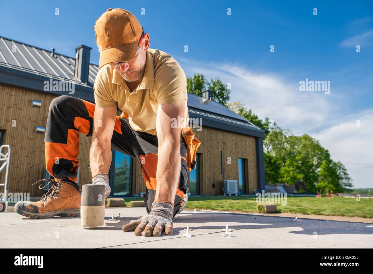 Process leveling concrete on hi-res stock photography and images - Alamy