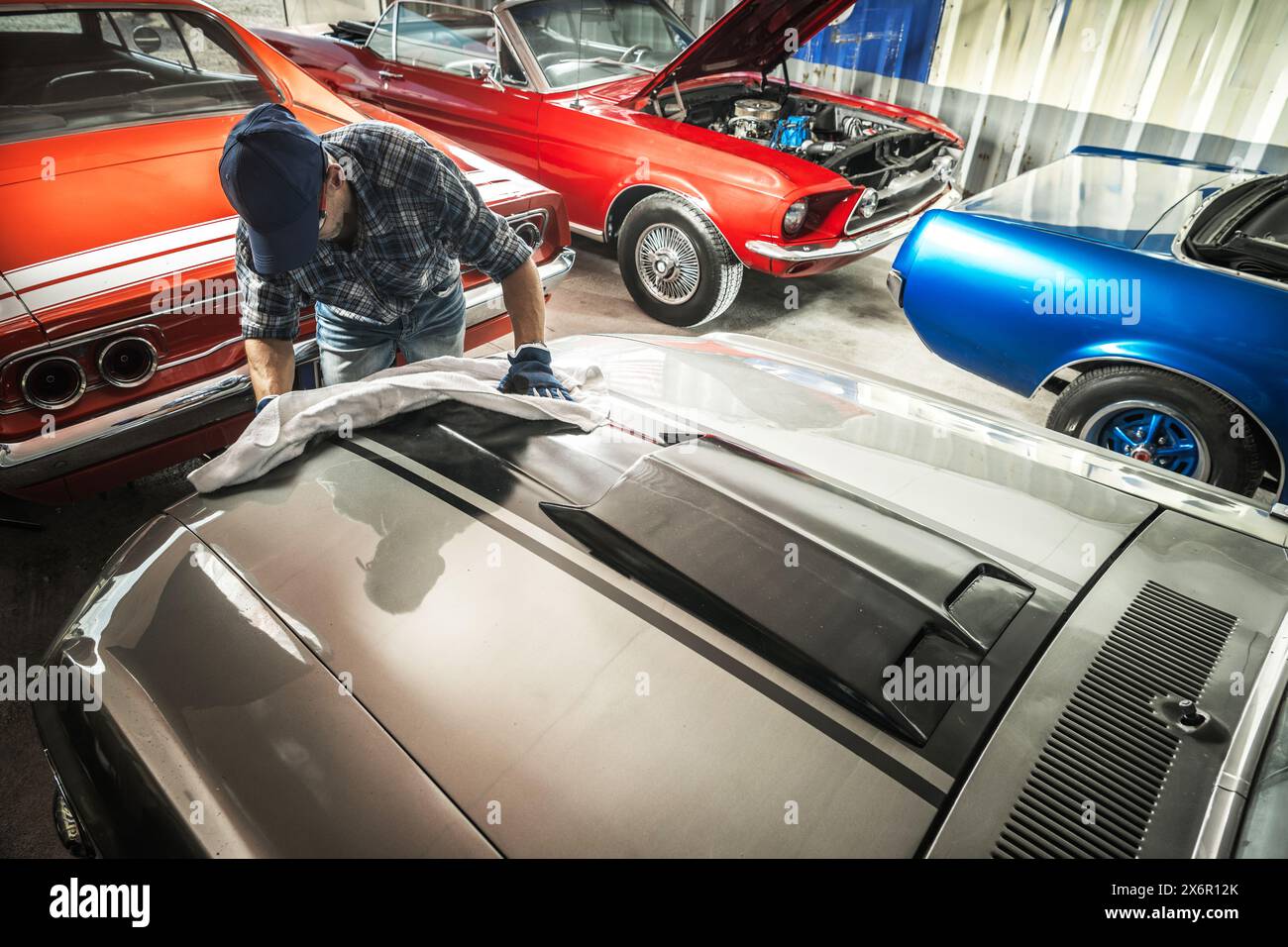 Classic vehicles hi-res stock photography and images - Alamy