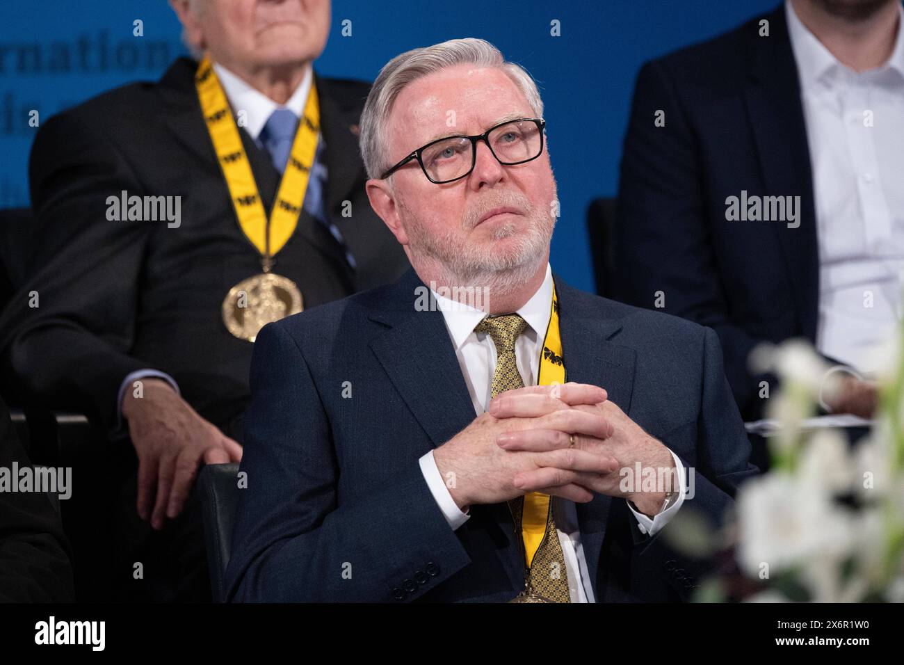Pat COX, ehem. Praesident des EU-Parlaments, Internationaler Karlspreis der Stadt Aachen ...