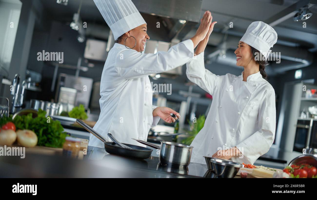 Portrait chefs doing teamwork cook hi-res stock photography and images ...