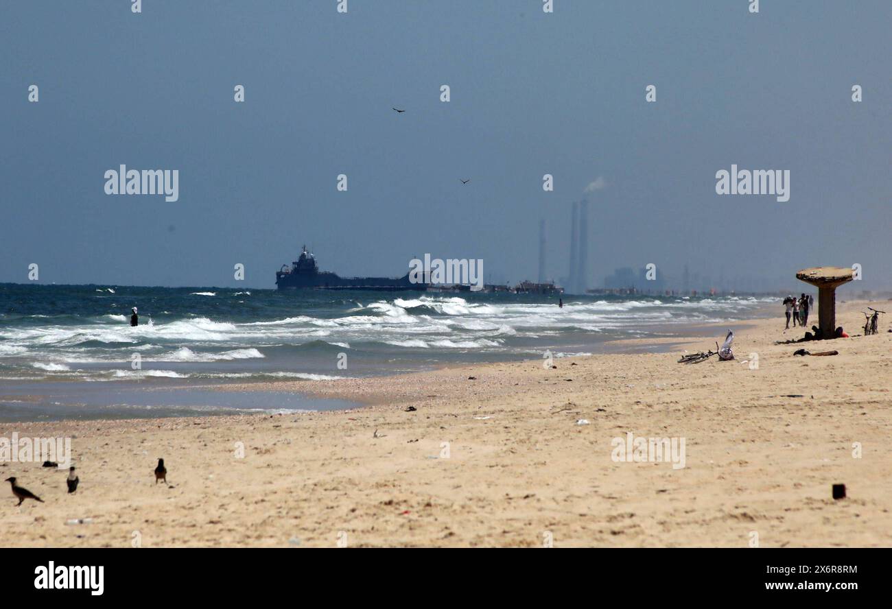 United States Navy ships anchor off the coast of Gaza to operate for ...