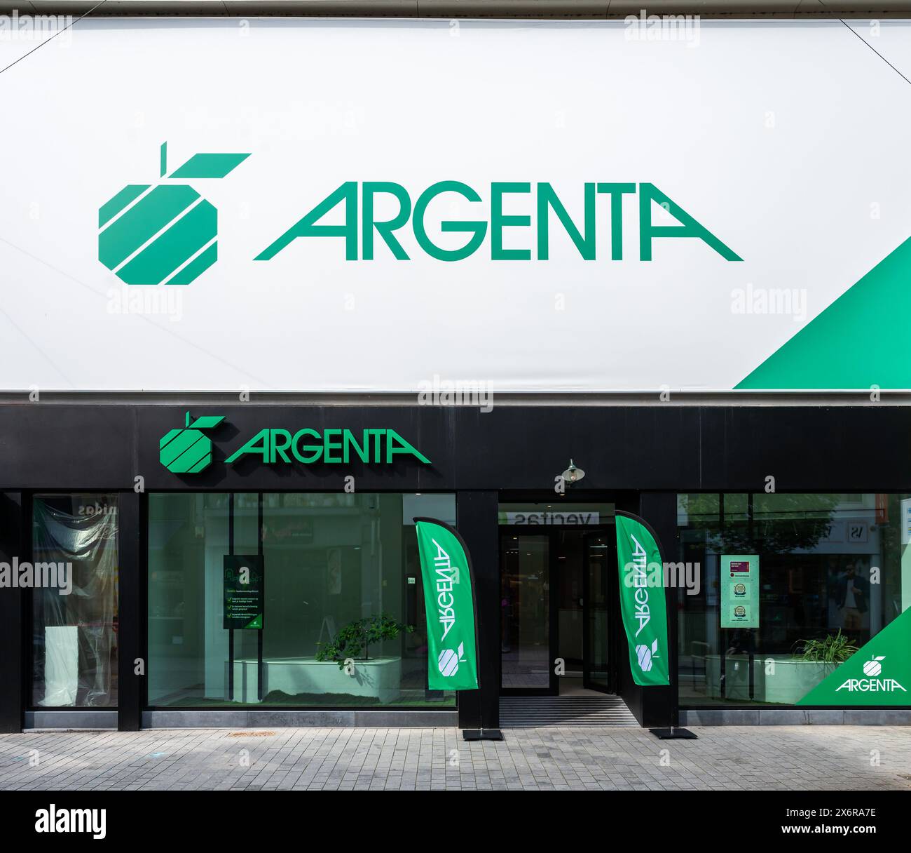 Argenta hi-res stock photography and images - Alamy