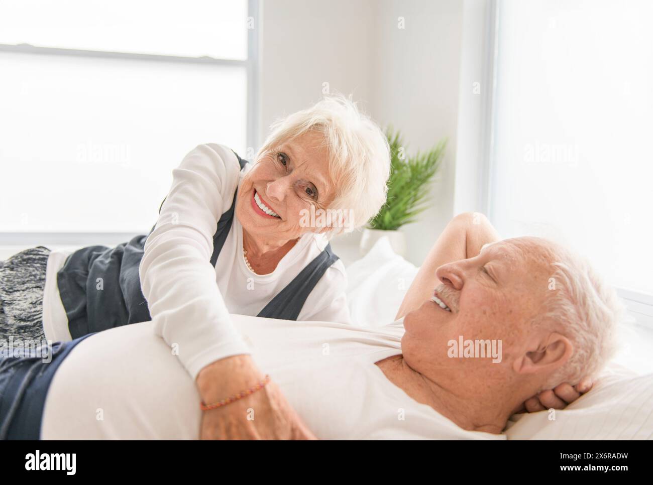 Old couple in eighties hi-res stock photography and images - Alamy