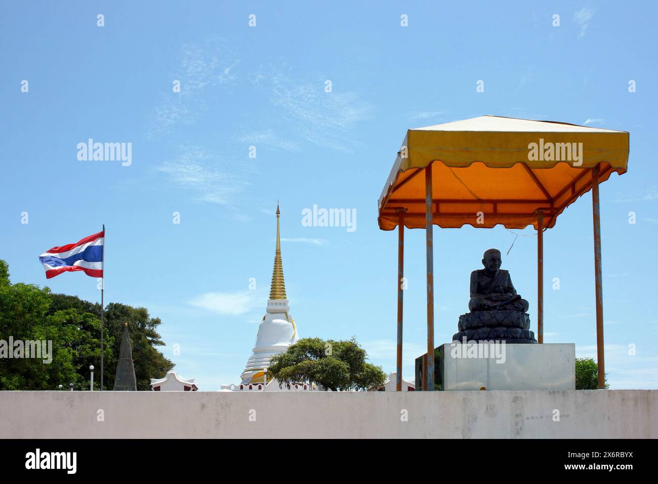The royal pagoda at the top of Tang Kuan Hill is the symbol of Songkhla ...