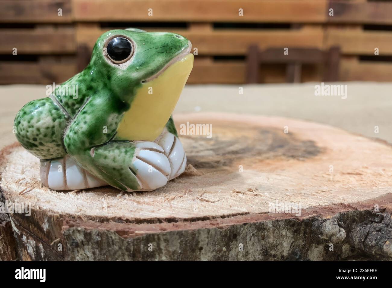 Fake frog hi-res stock photography and images - Alamy