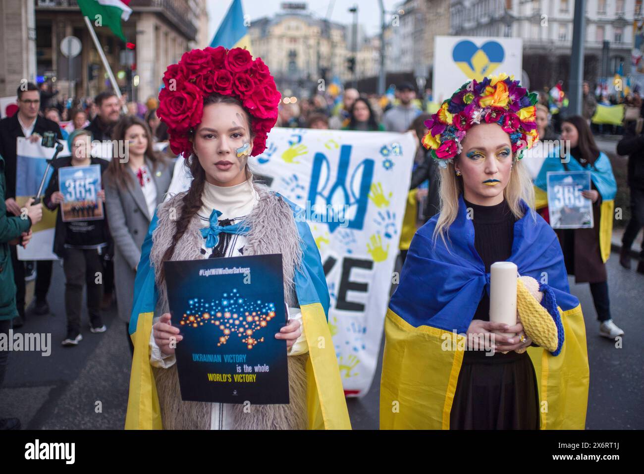 Ukraine solidarity demonstration, Budapest, Hungary UNGARN, 24.02.2023 ...