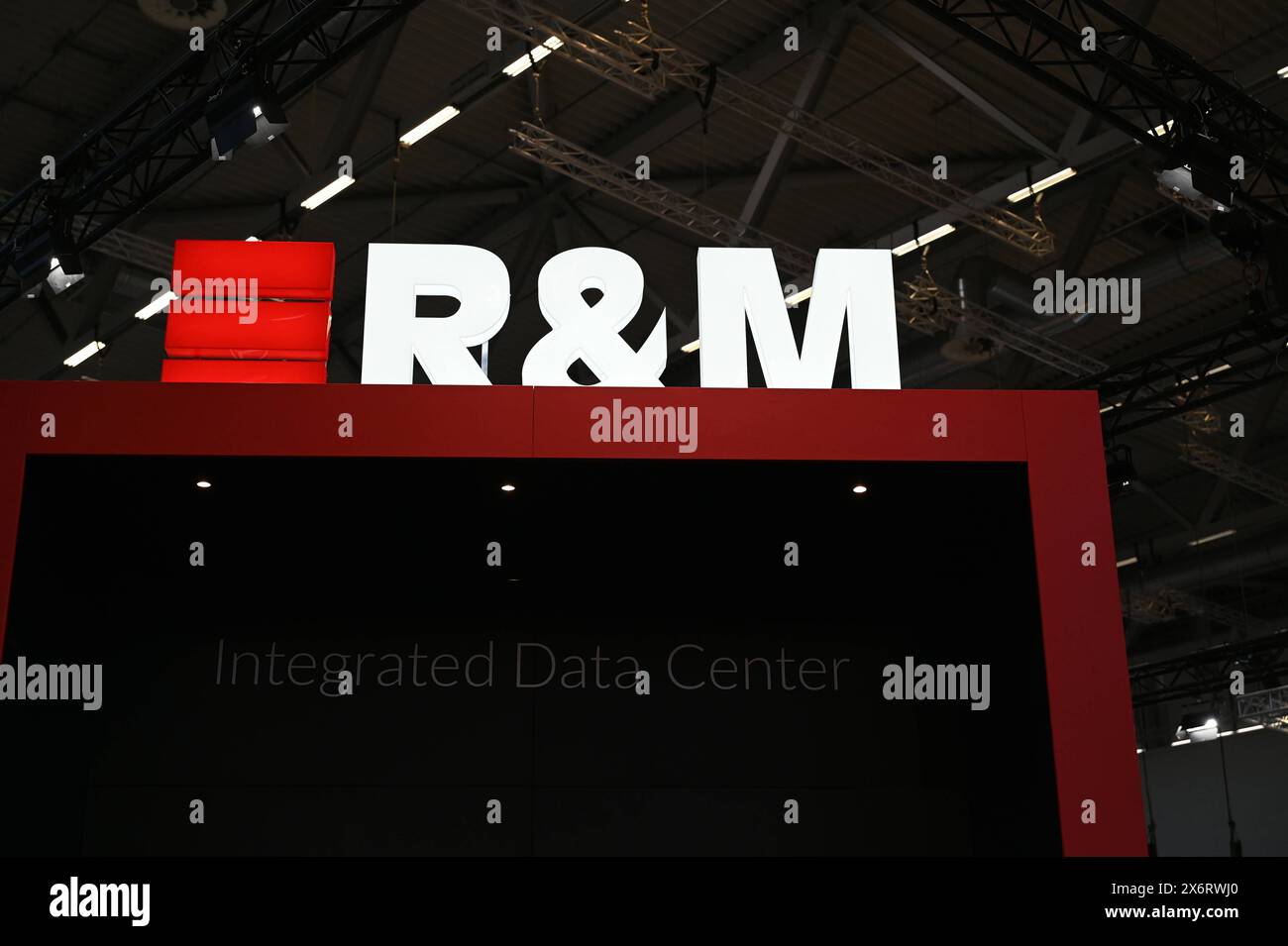 Fur technology logo hi-res stock photography and images - Alamy