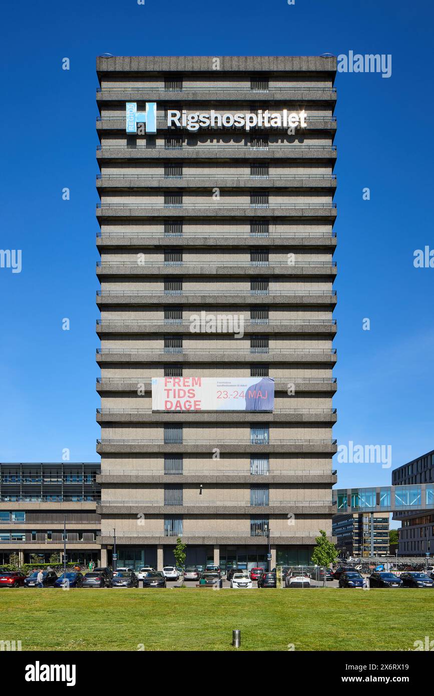Rigshospitalet (The National Hospital), designed by Jørgen Stærmose ...