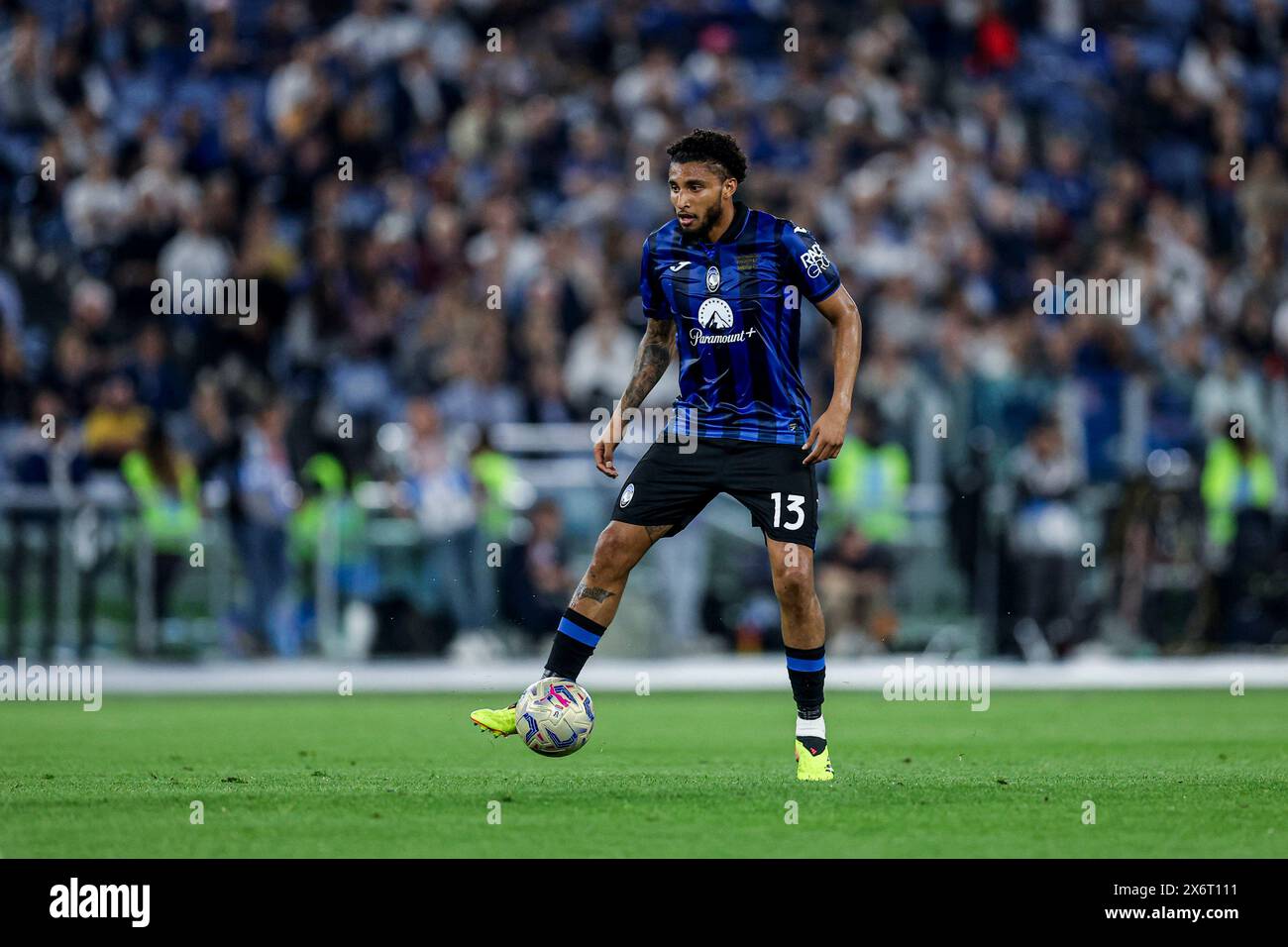 Atalanta's Brazilian midfielder Ederson controls the ball during the ...