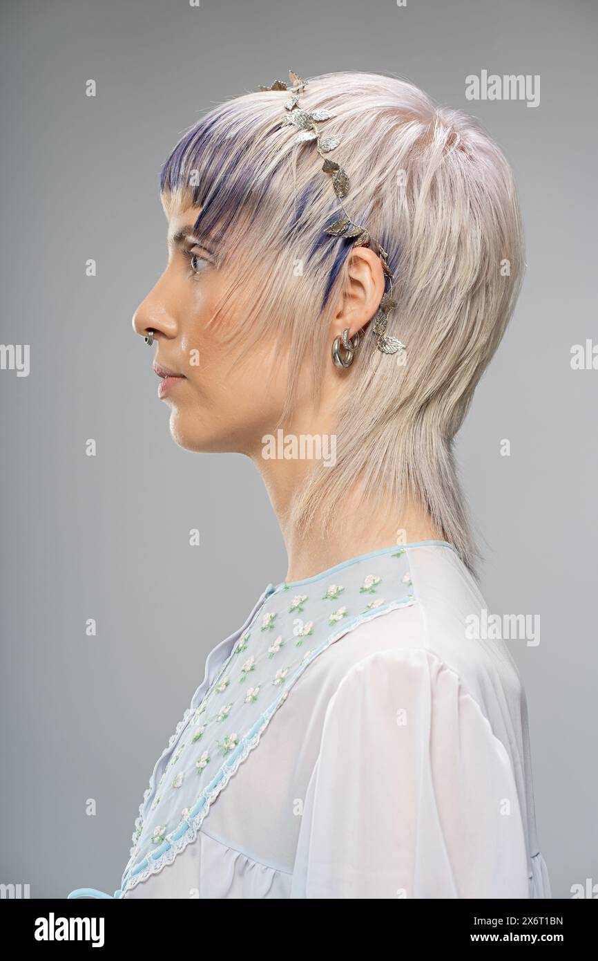 Septum piercing hi-res stock photography and images - Alamy