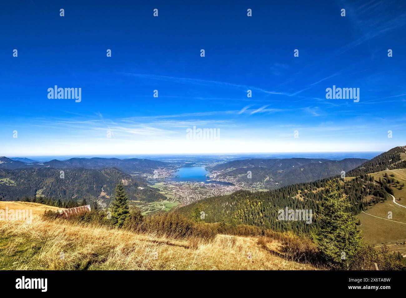 Beautiful panoramic view of the blue Tegernsee, autumn, mountains, Alps ...