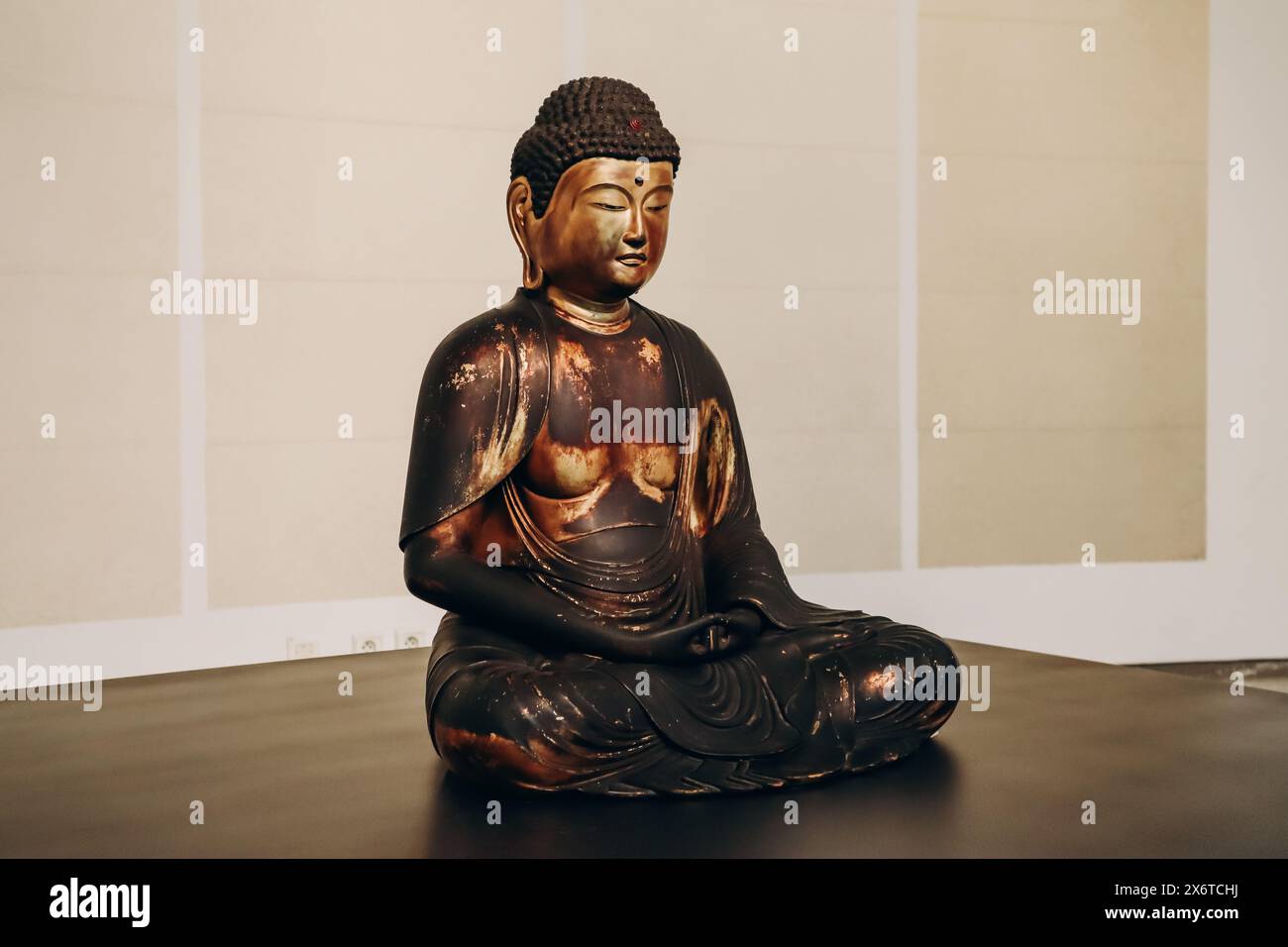 Edo artifact hi-res stock photography and images - Alamy