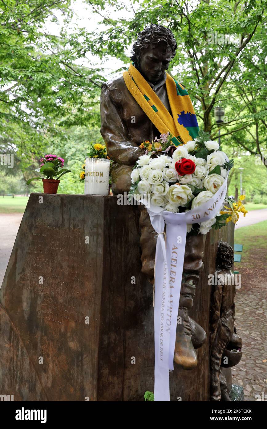 Imola, Italy. 16th May, 2024. Circuit atmosphere - statue of Ayrton ...