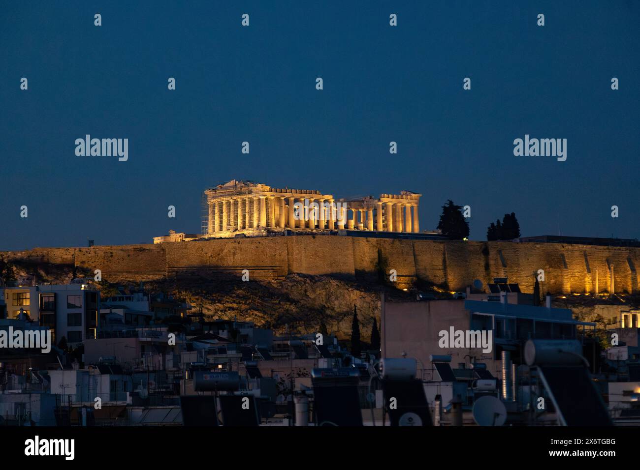 Parthenon temple at night, Athens, Greece, Europe Stock Photo - Alamy