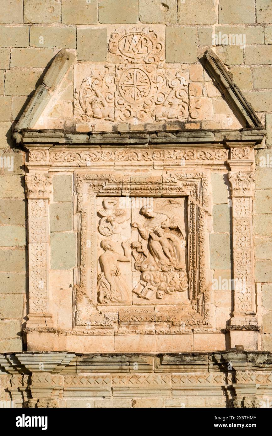 Mexican baroque architecture hi-res stock photography and images - Alamy