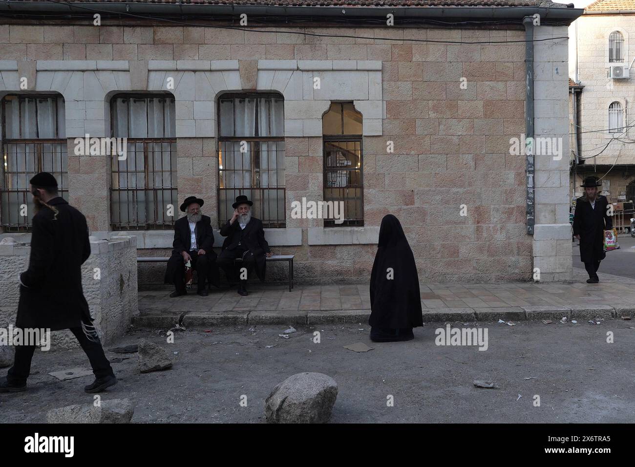 A young girl of the so called Haredi Burqa Sect ( Jewish religious ...