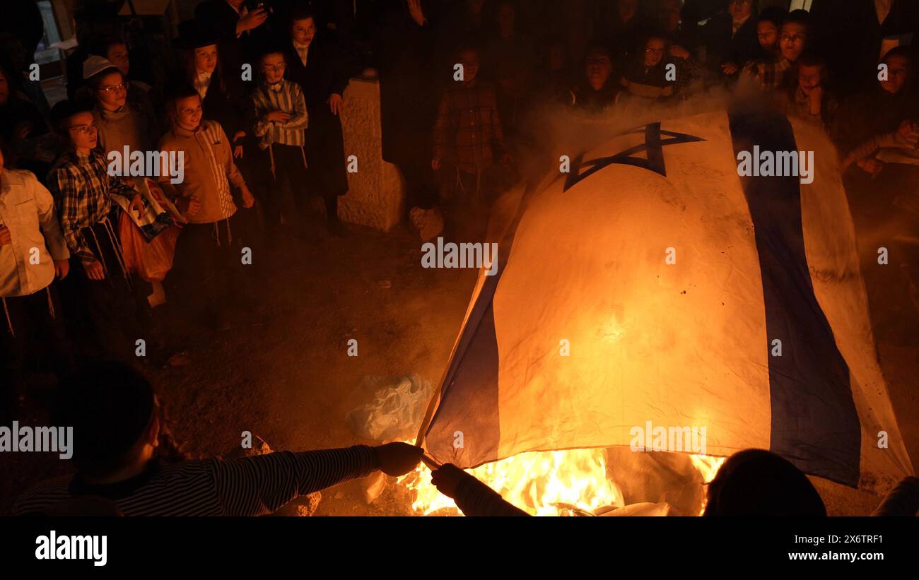 JERUSALEM - MAY 14: Members of Neturei Karta, a fringe ultra-Orthodox ...