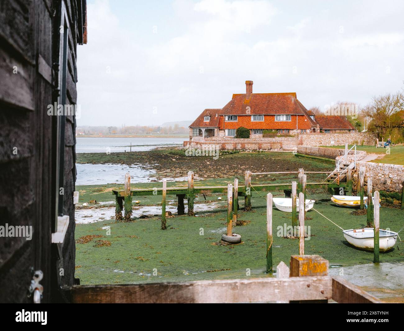 Bosham fishing village hi-res stock photography and images - Alamy