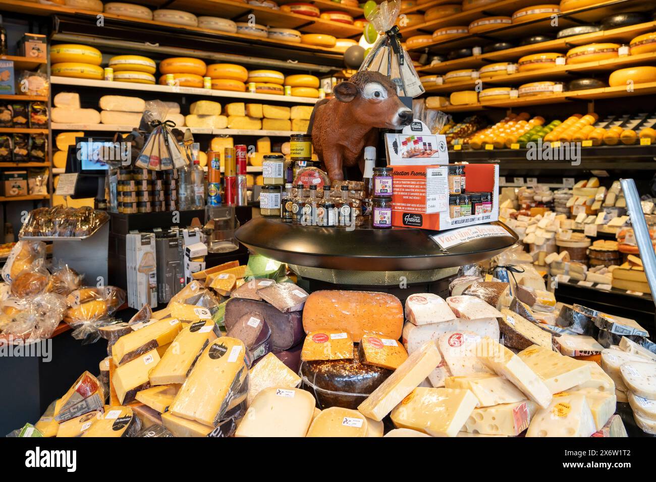 typical dutch cheese, Amsterdam, Netherlands Stock Photo - Alamy