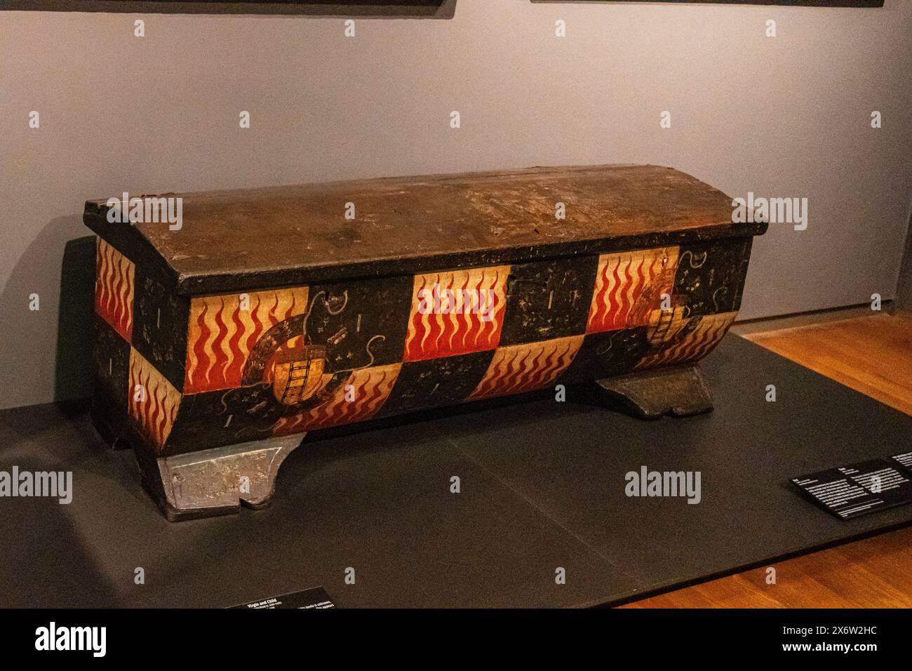 Chest, Italy, 15th century,, painted poplar wood, Amsterdam ...