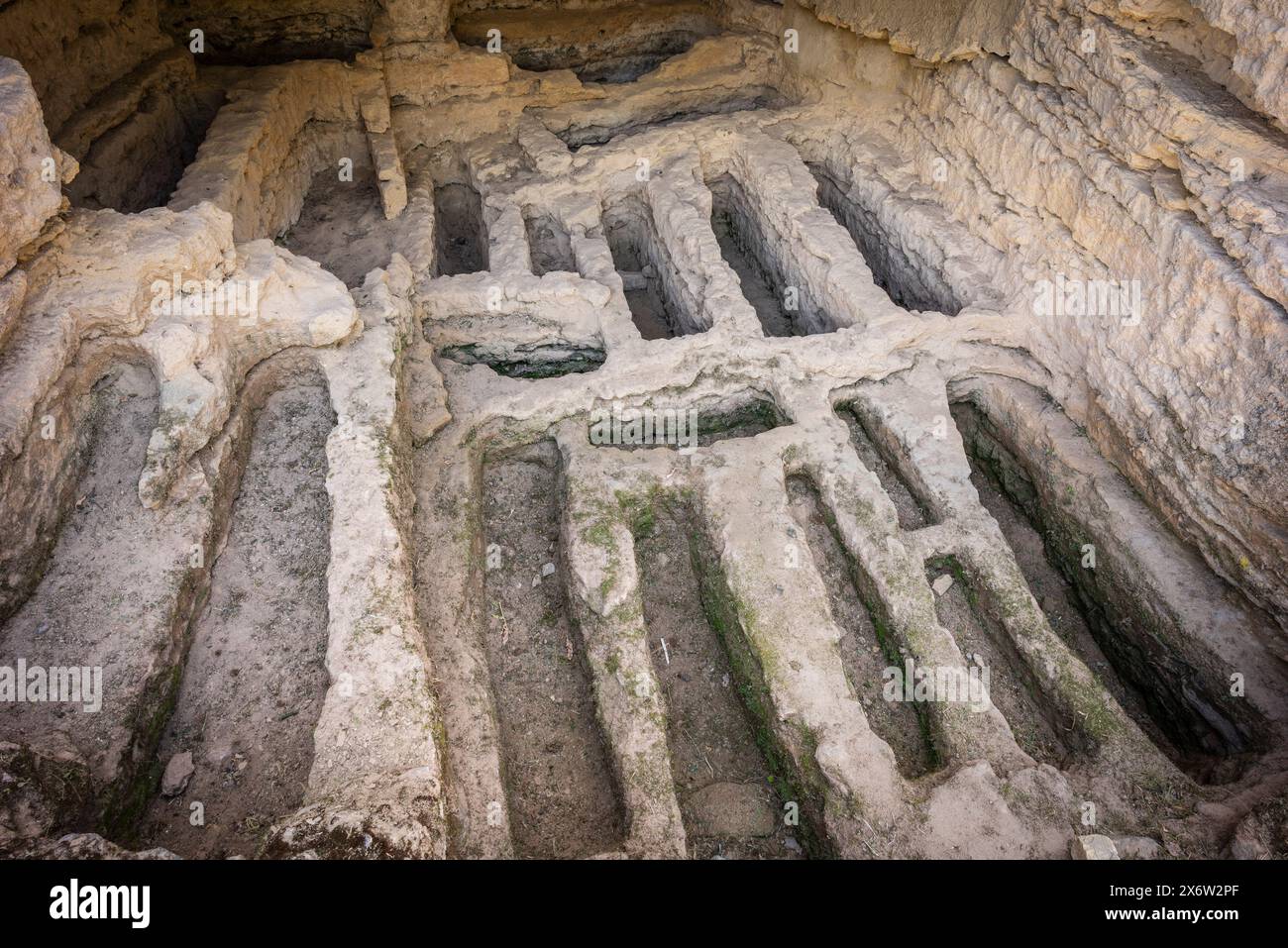 Necropolis of old urso hi-res stock photography and images - Alamy