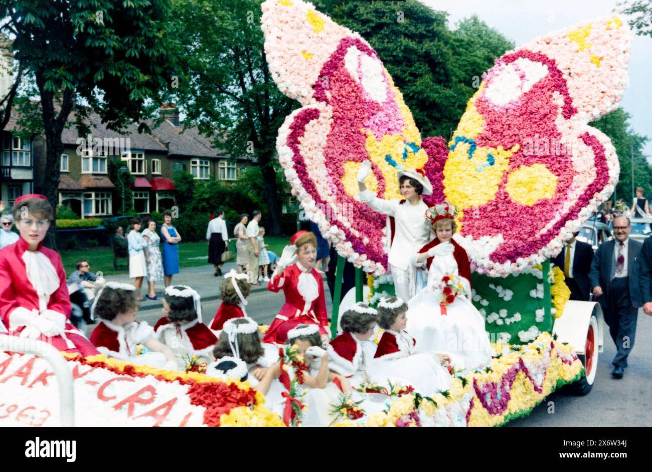 Thurrock Carnival Grand Parade 1963 passing through Grays, Essex, UK ...