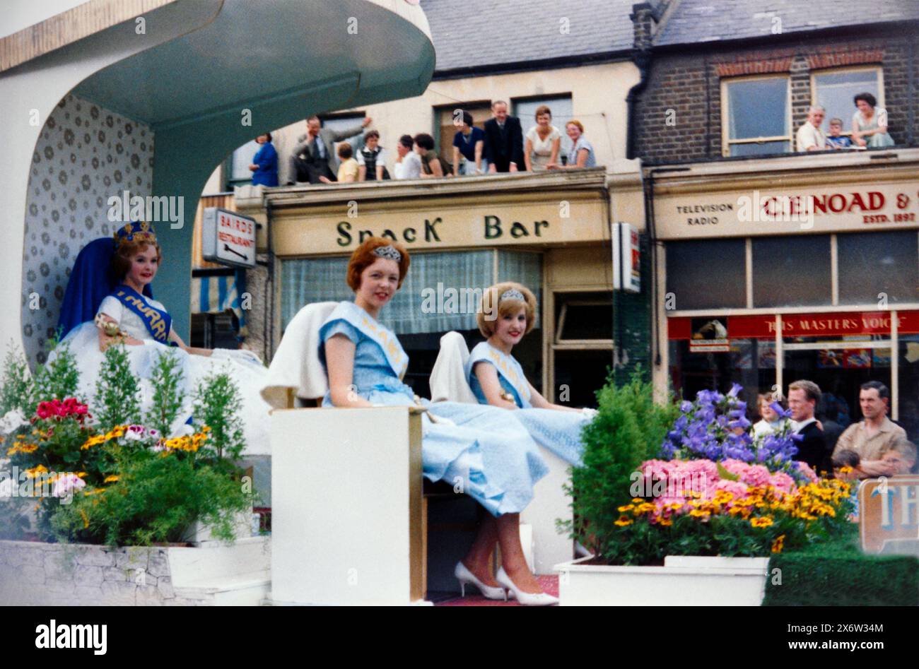 Thurrock Carnival Grand Parade 1963 passing through Grays, Essex, UK ...