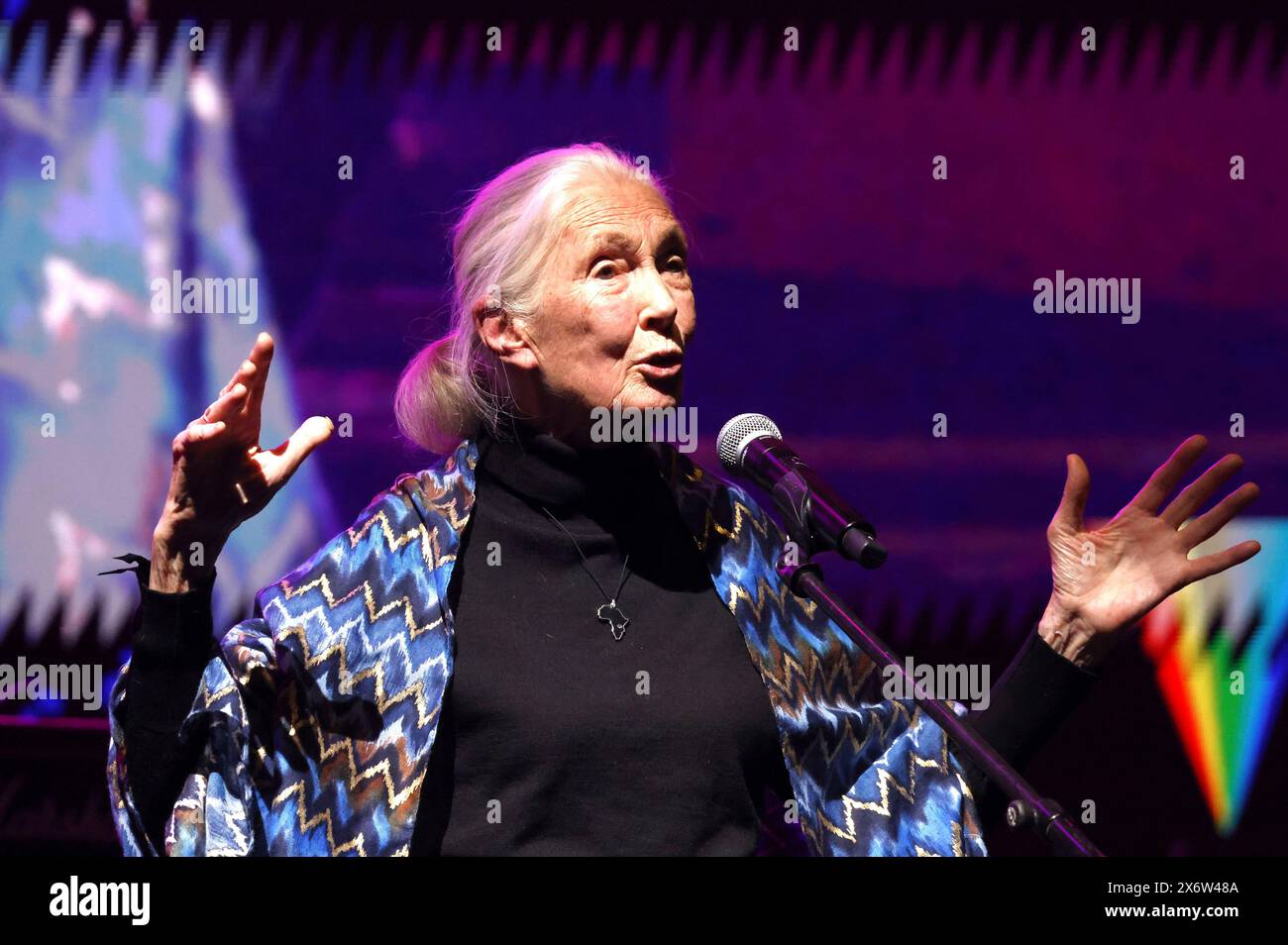 Jane Goodall bei der Verleihung der Stephen Hawking Medal for Science ...