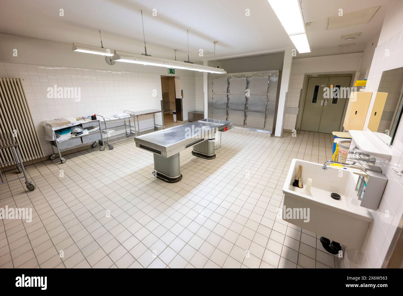 Munich, Germany. 16th May, 2024. The dissecting room at the Schwabing ...