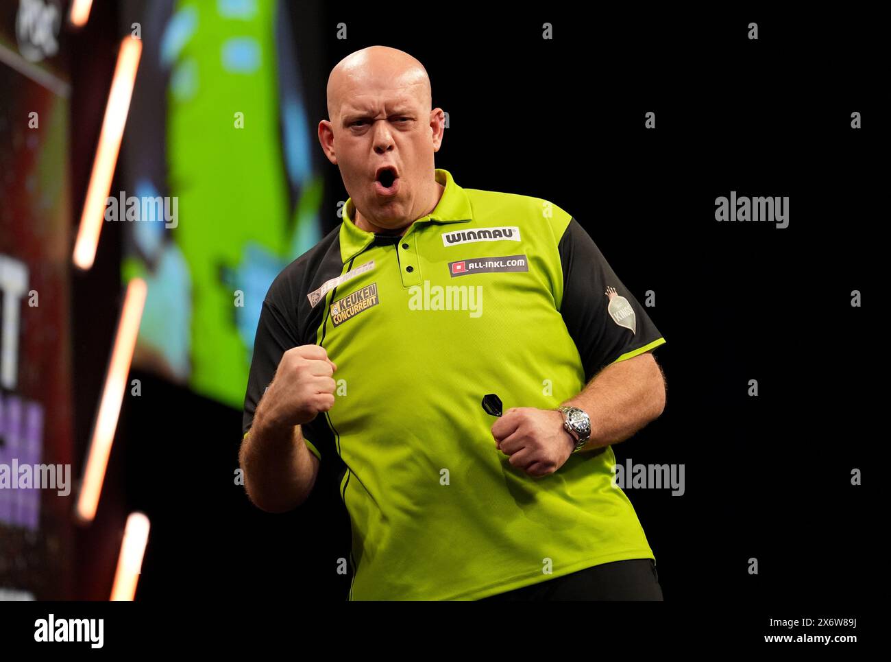 Michael van Gerwen celebrates victory against Rob Cross during night ...