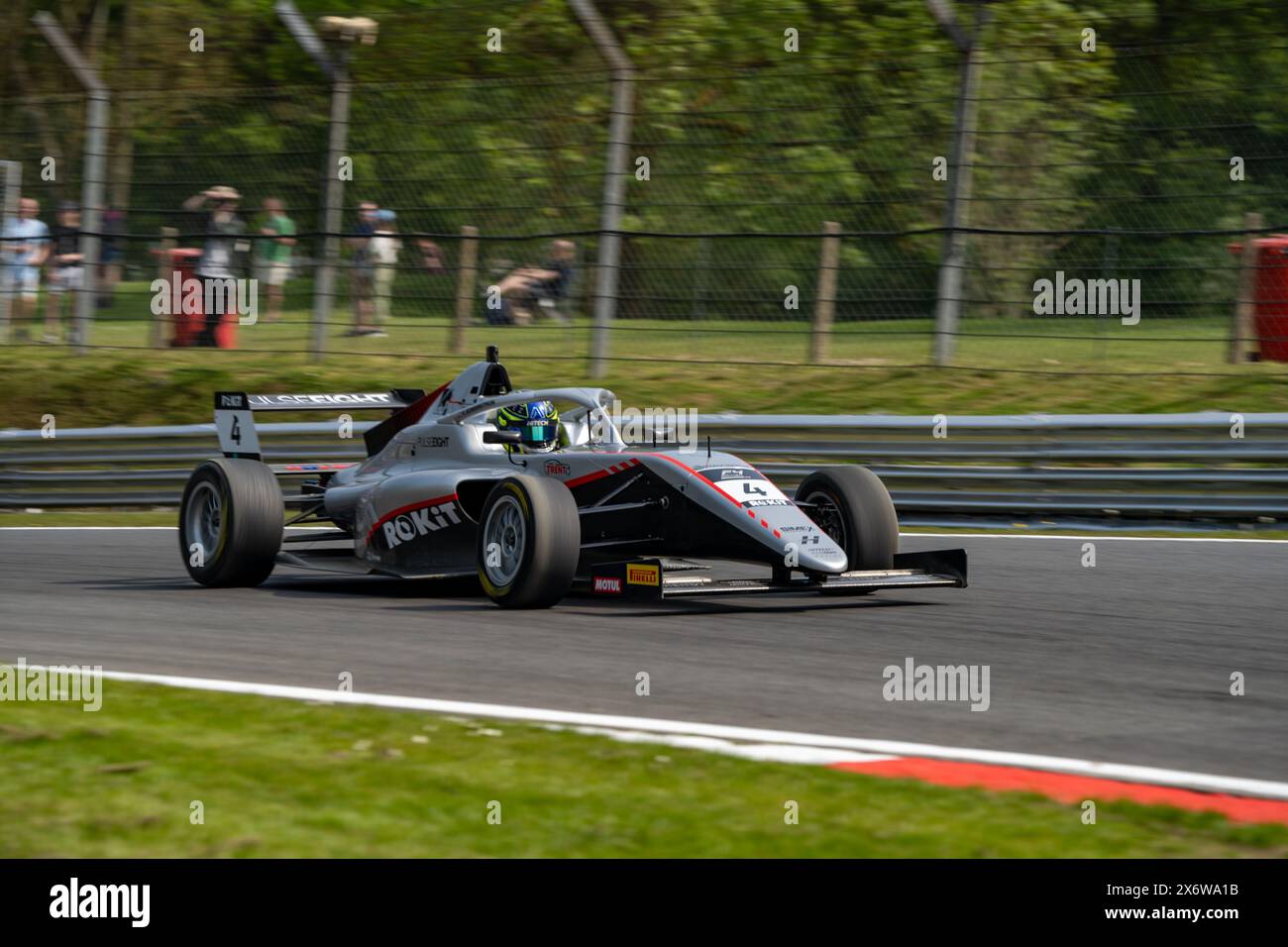 Reza SEEWOORUTHUN 4 Hitech Pulse-Eight Qualifying Brands Hatch Indy at Brands Hatch Indy ...