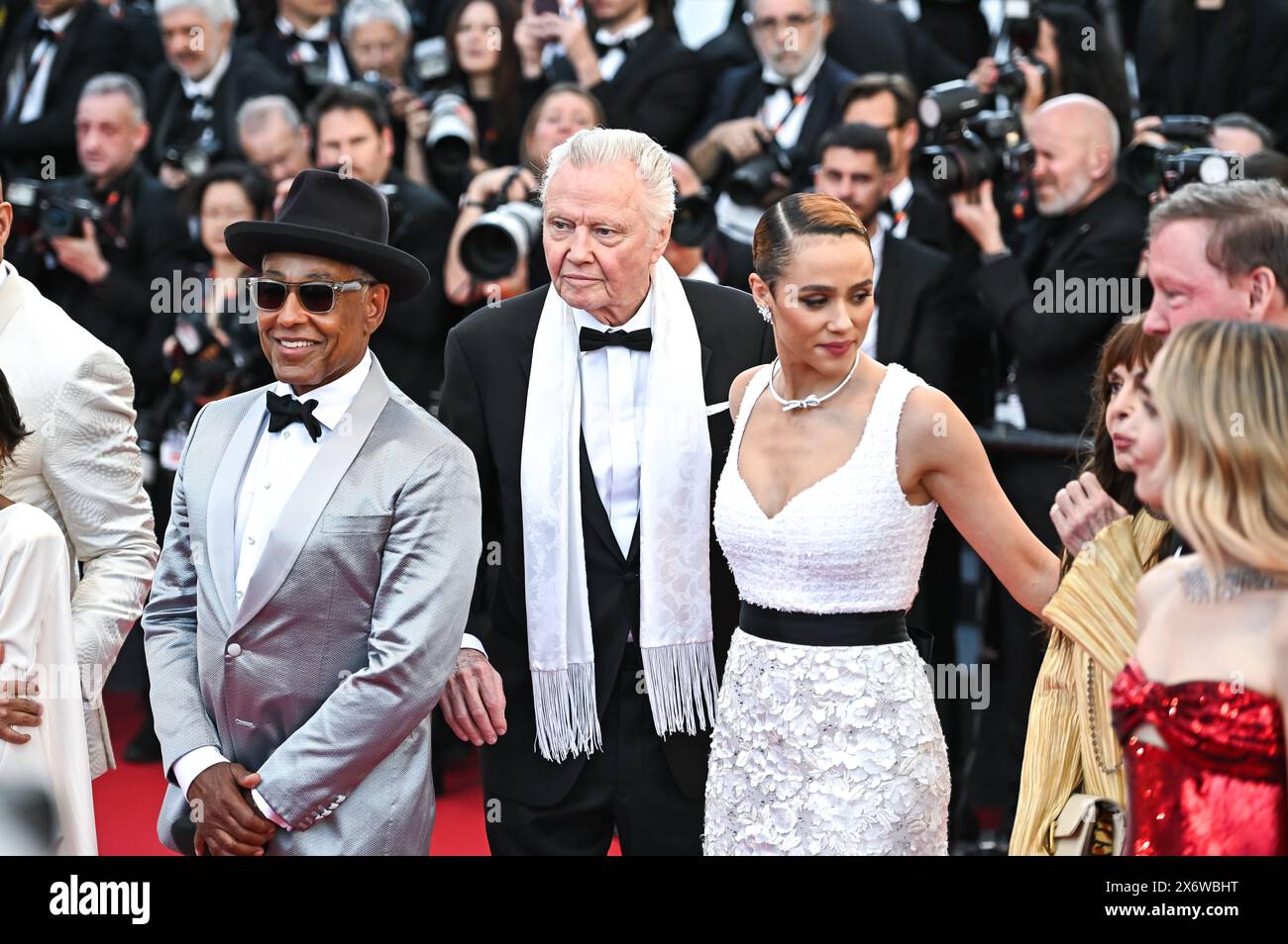 Jon voight and nathalie emmanuel hi-res stock photography and images ...