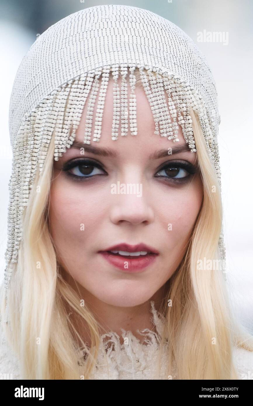 Cannes, France. 16th May, 2024. Anya Taylor-Joy poses at the Photocall ...