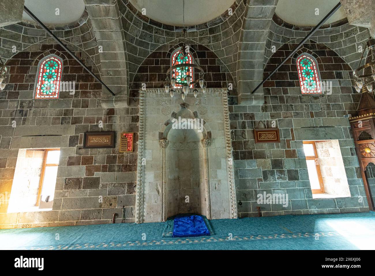 Tugrul bey zal pasha mosque hi-res stock photography and images - Alamy