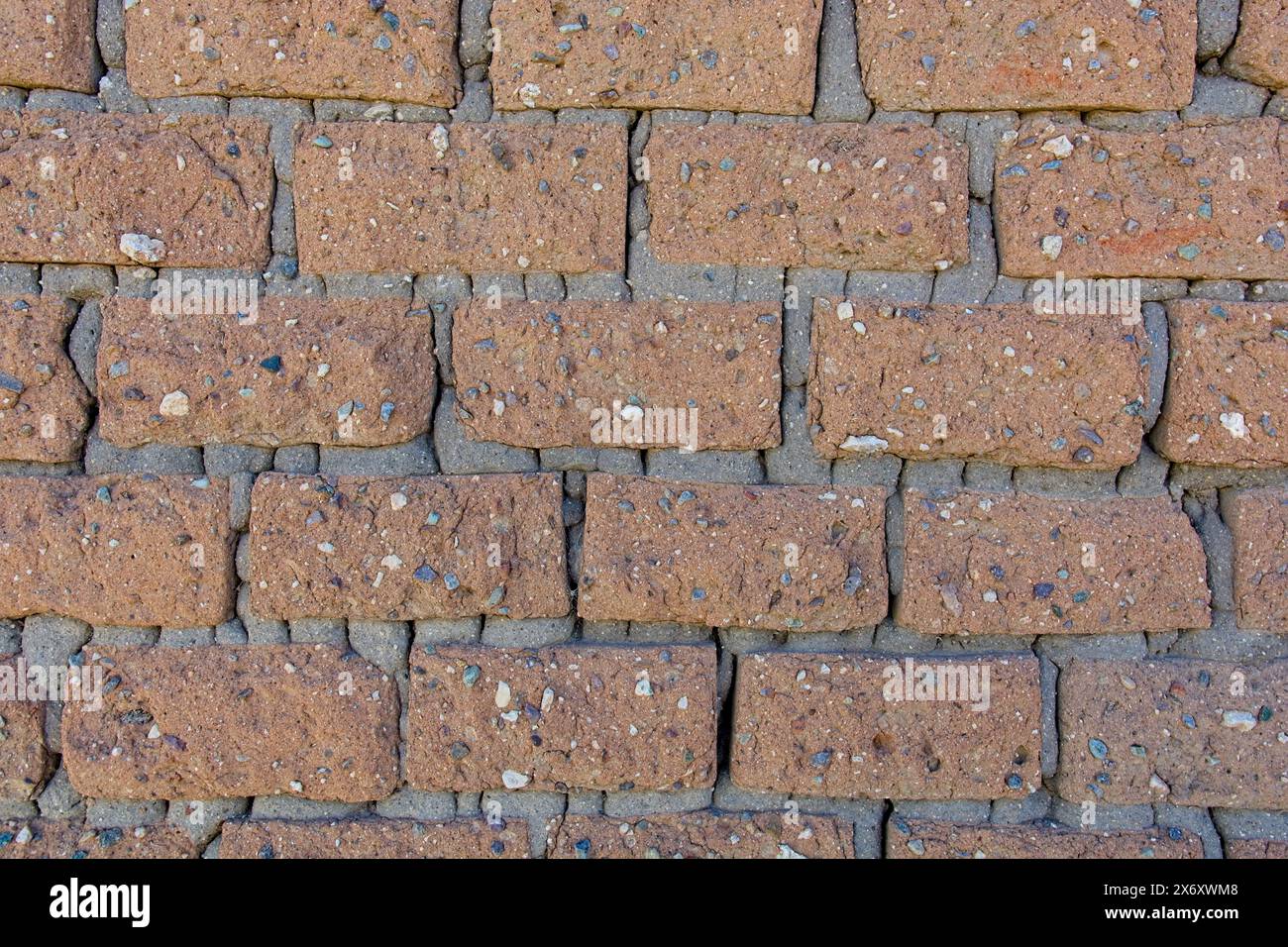Wall adobe brick hi-res stock photography and images - Alamy