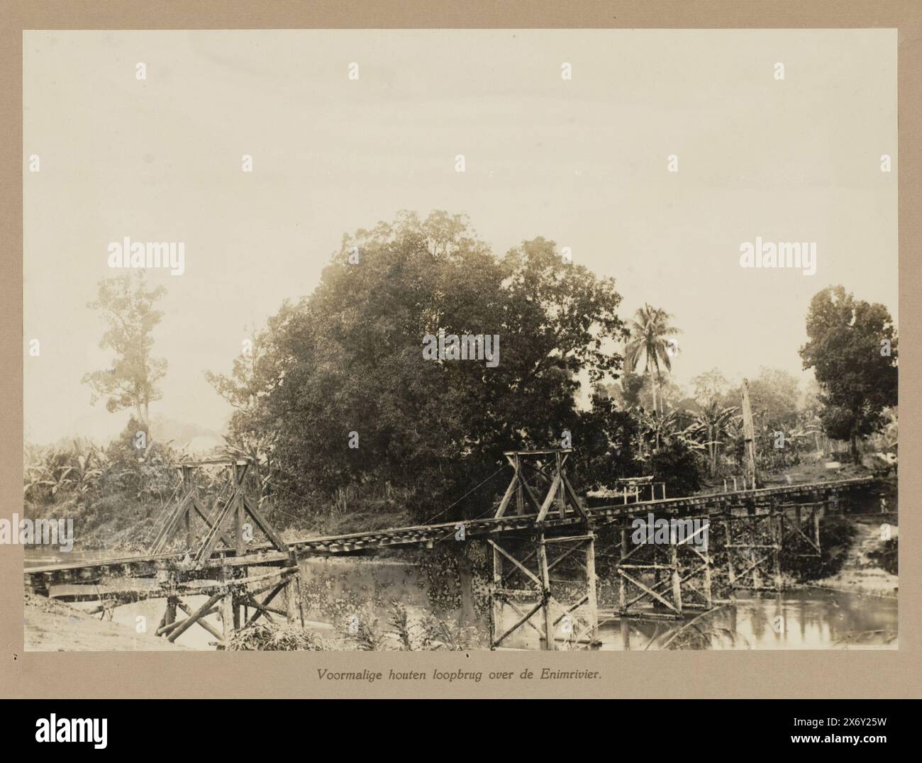 Former wooden footbridge hi-res stock photography and images - Alamy