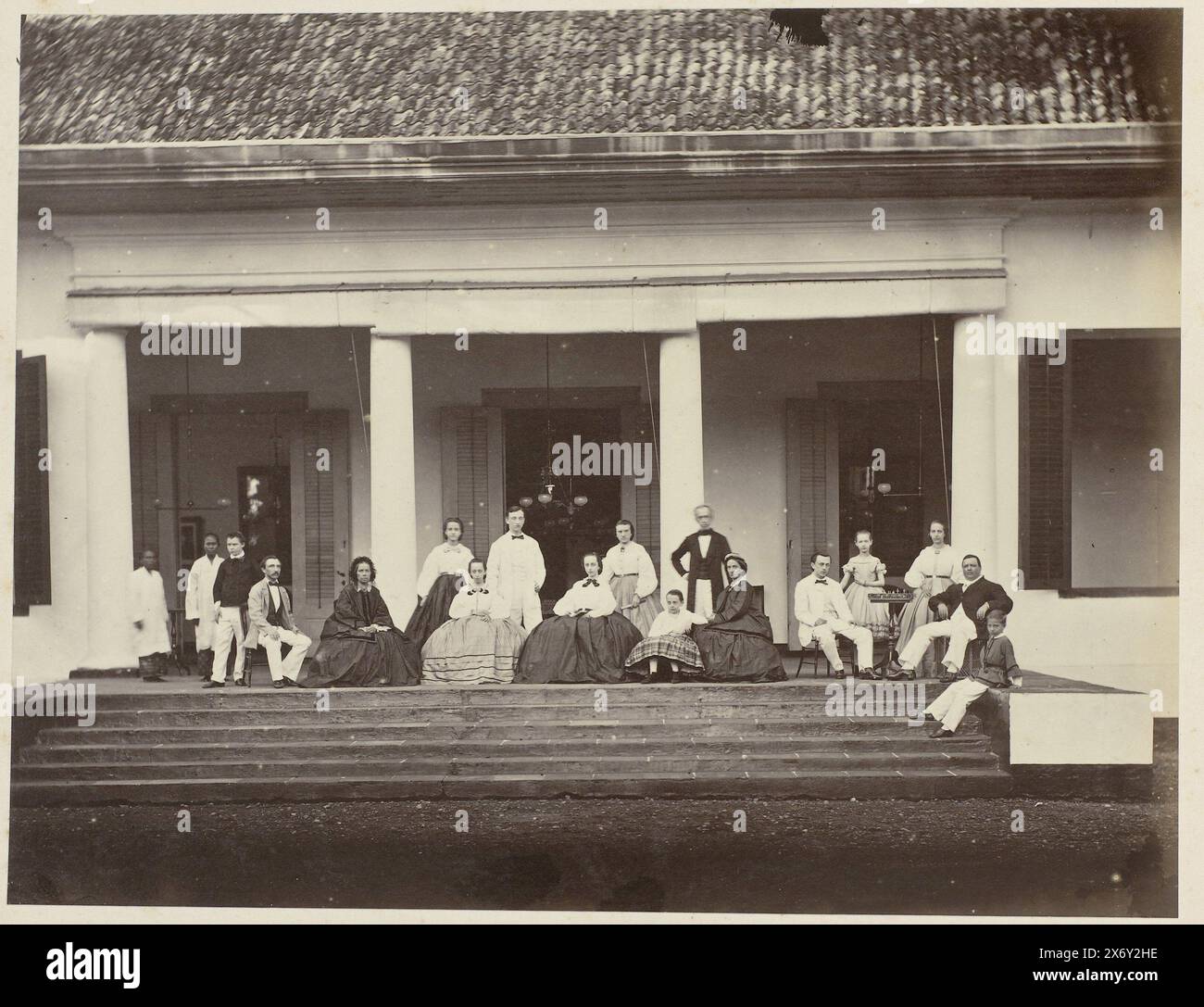 Schenk family poses hi-res stock photography and images - Alamy