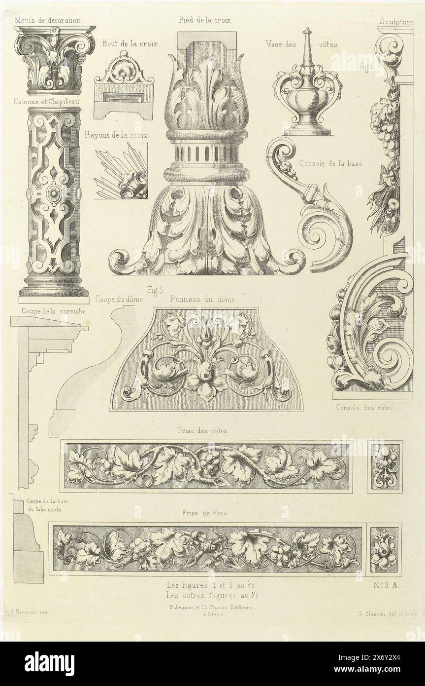 Thirteen architectural ornaments hi-res stock photography and images ...