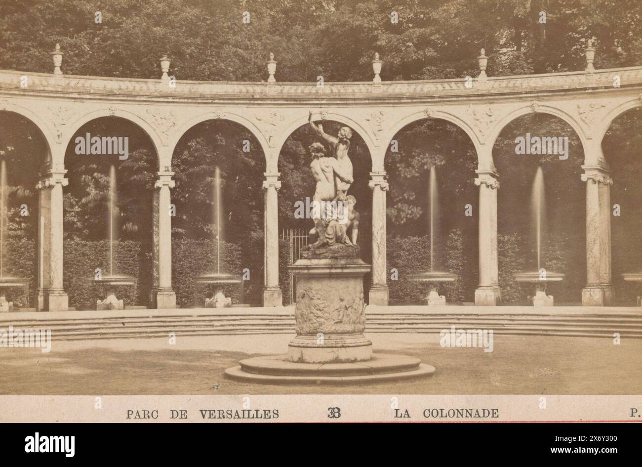 Parc de versailles la colonnade hi-res stock photography and images - Alamy