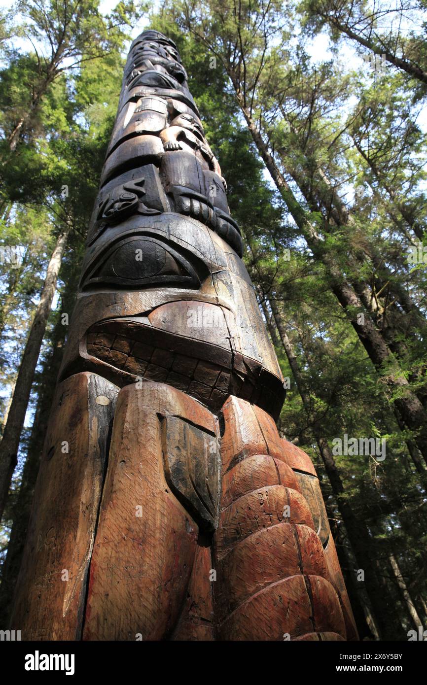 Alaskan Totem Pole Stock Photo - Alamy