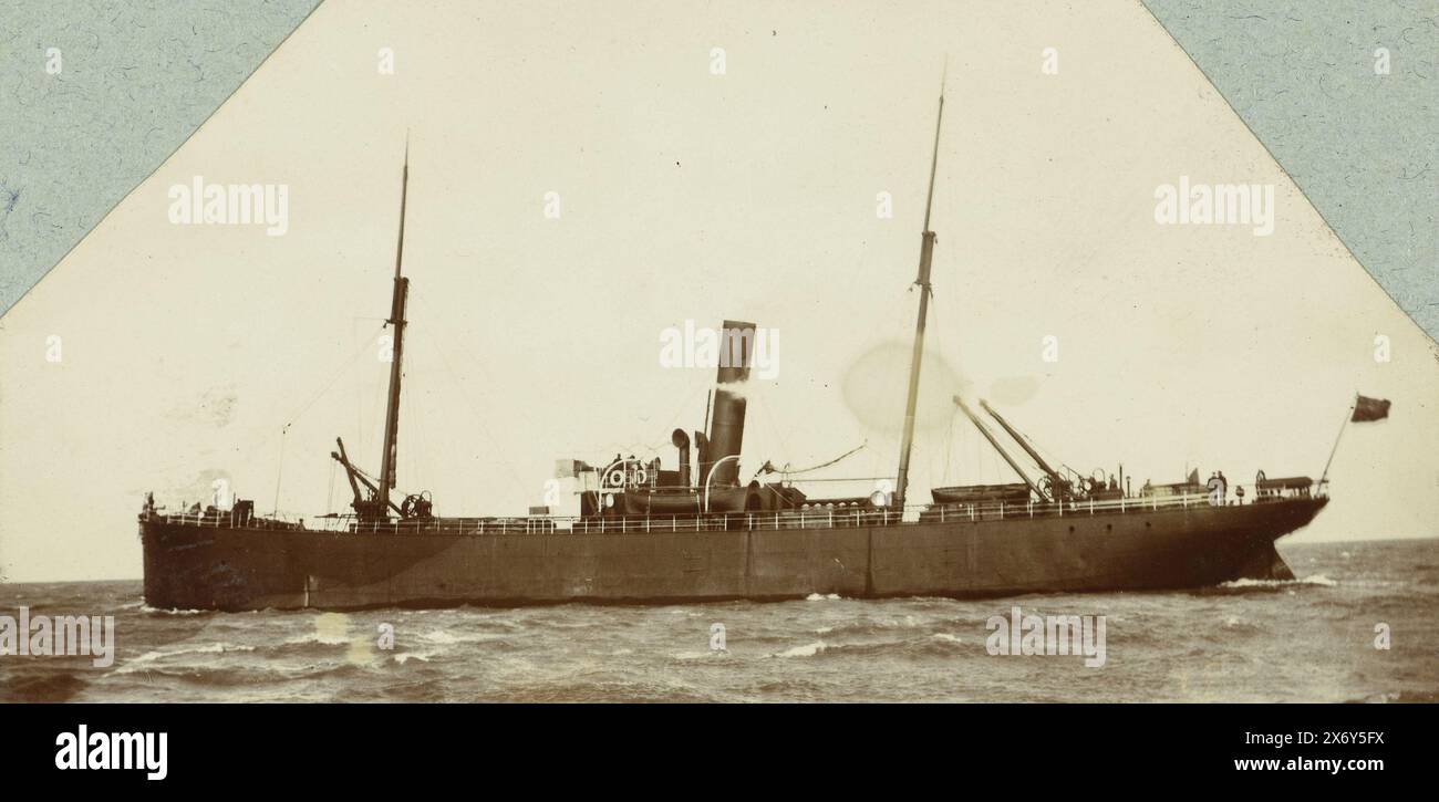 Steamship starling hi-res stock photography and images - Alamy
