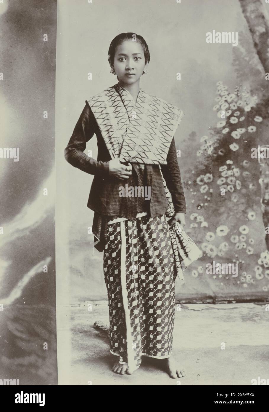 Motif batik pattern hi-res stock photography and images - Alamy