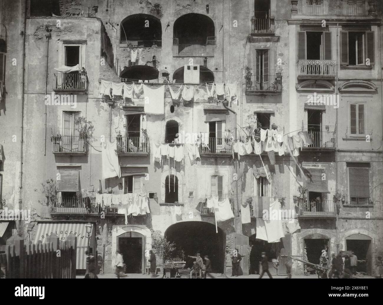 1187 napoli hi-res stock photography and images - Alamy