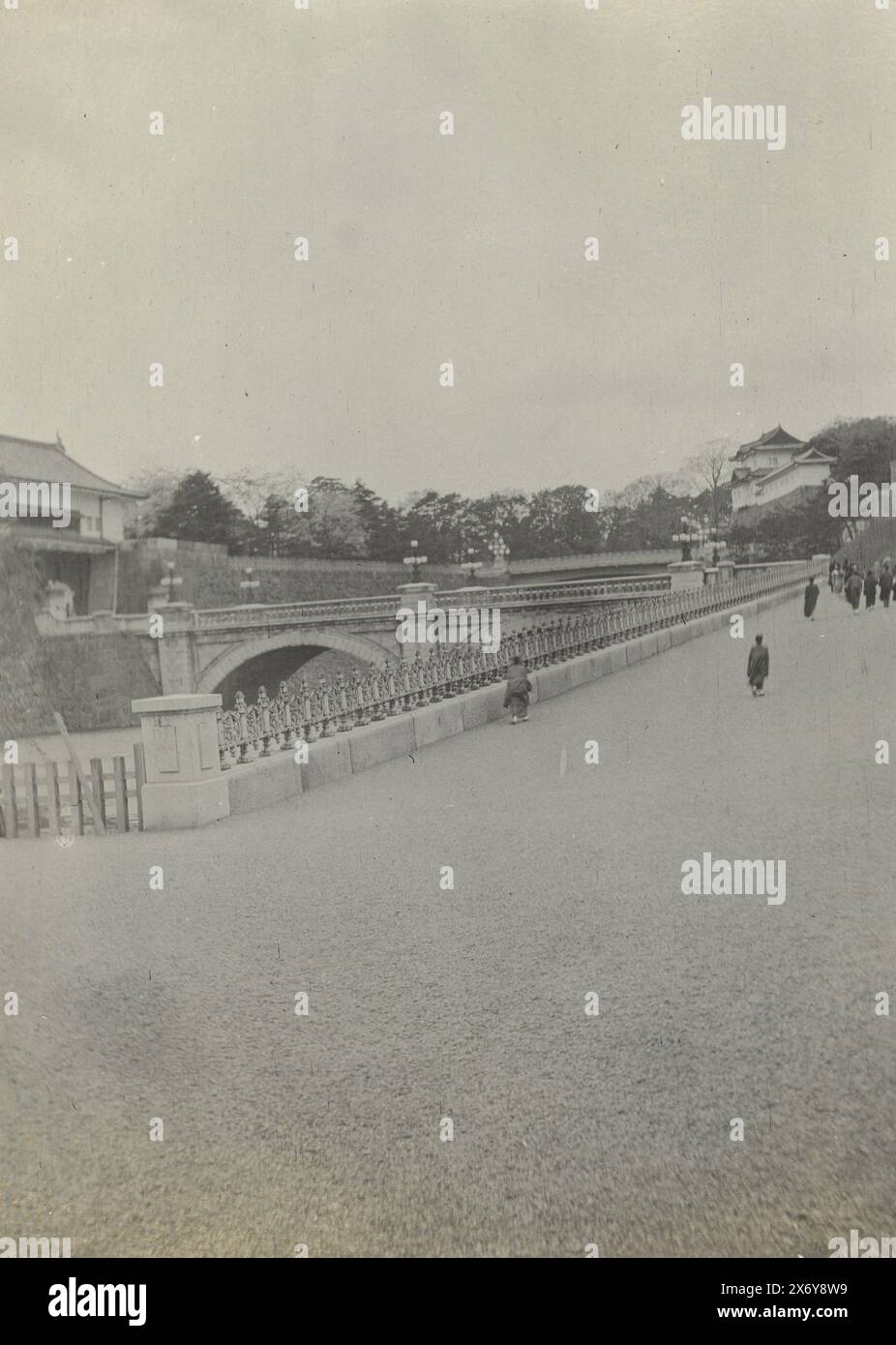 Tokyo entrance to imperial palace. (title on object), The entrance to ...